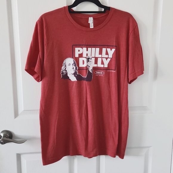 Tops Vintagelook Philly Dilly Graphic Tee Heather Red Size Large
